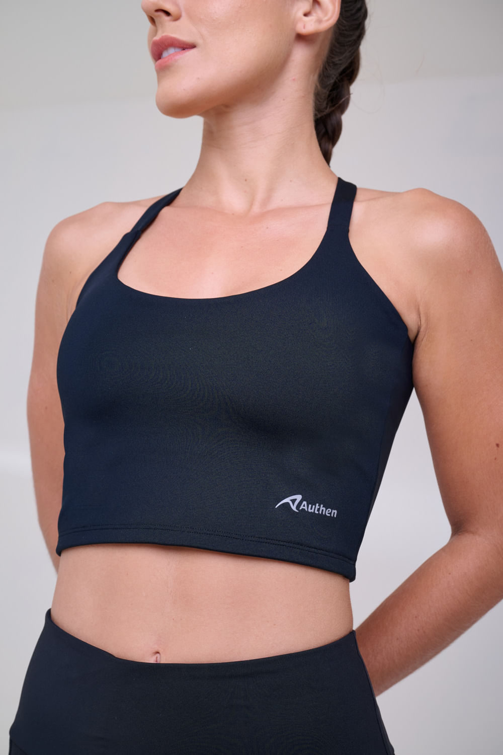 Top Essential Run Cropped Lengthy Authen: leveza e suporte - authen